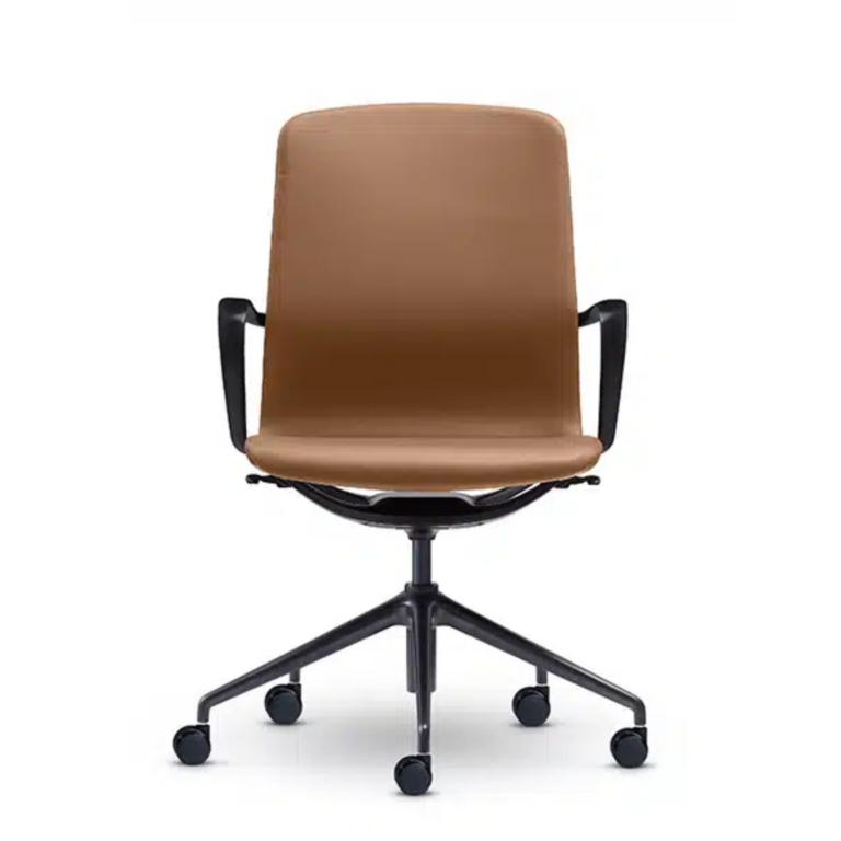 Meta Chair | Ninetwofive Interiors